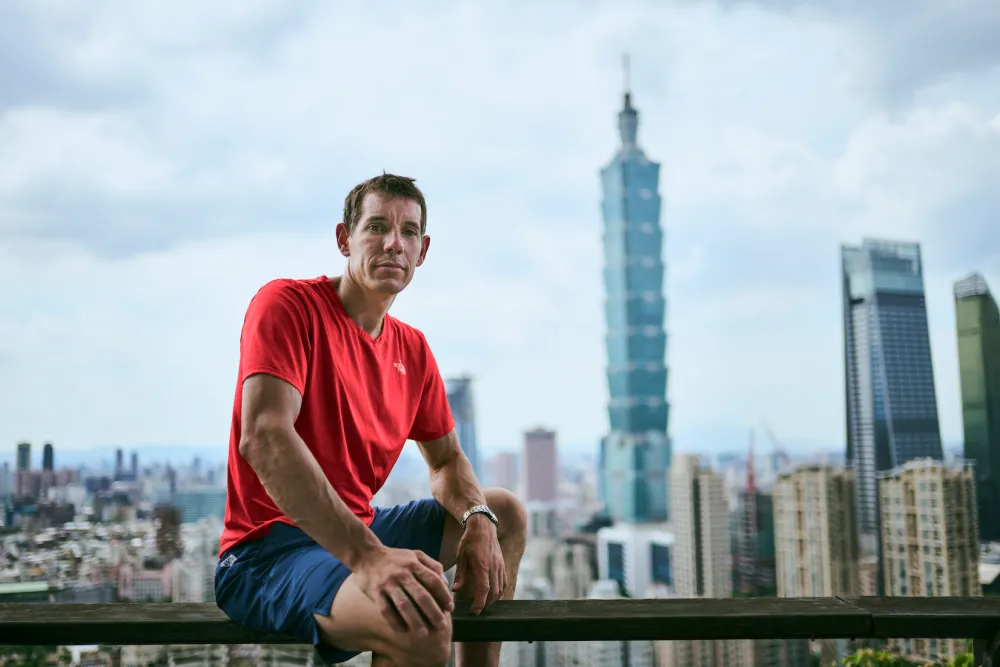 ‘Free Solo’ climber Alex Honnold to scale 1,667-foot Taiwan skyscraper ...