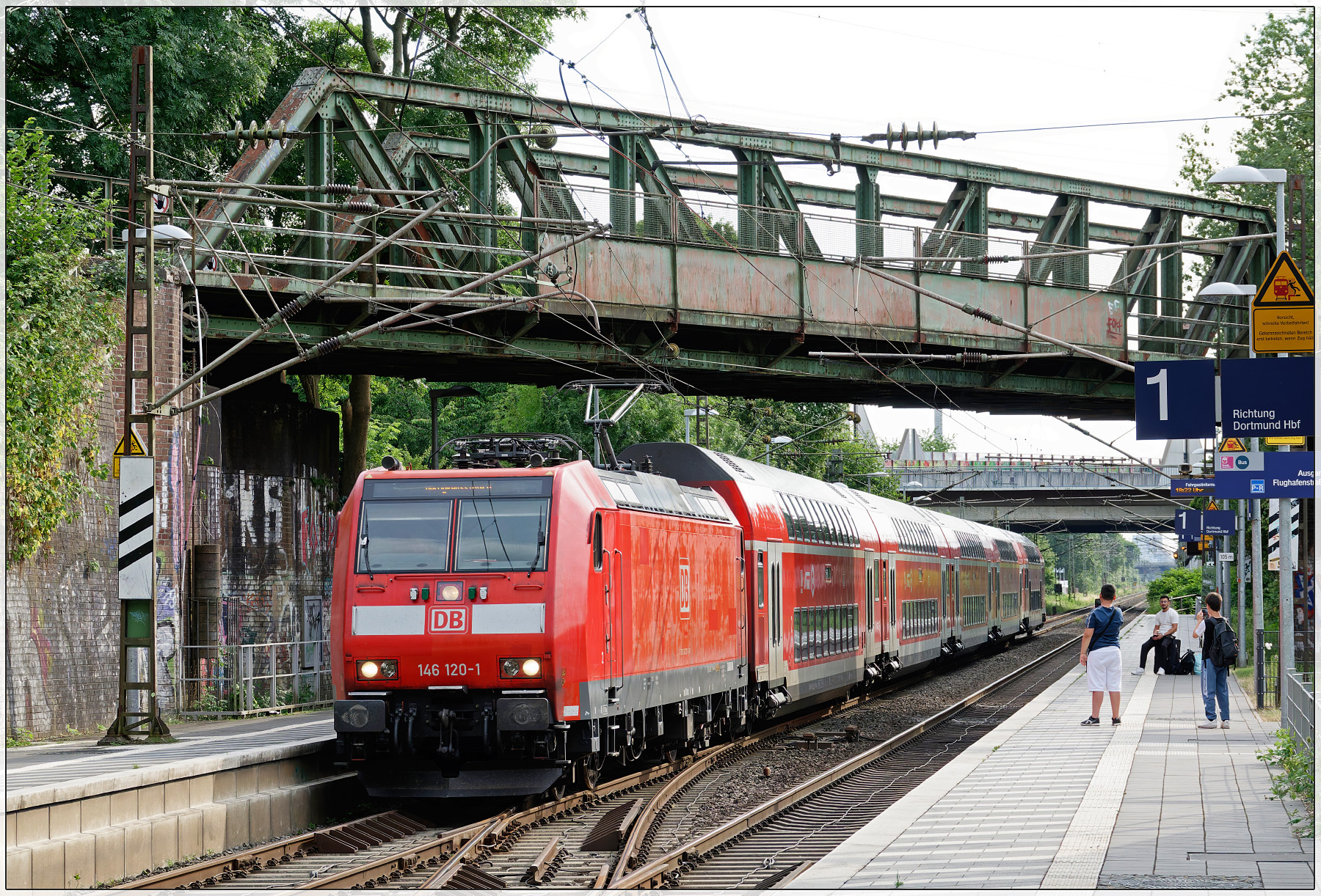 Drehscheibe Online Foren :: 03/02 - Bild-Sichtungen :: 2x 103 113 in ...