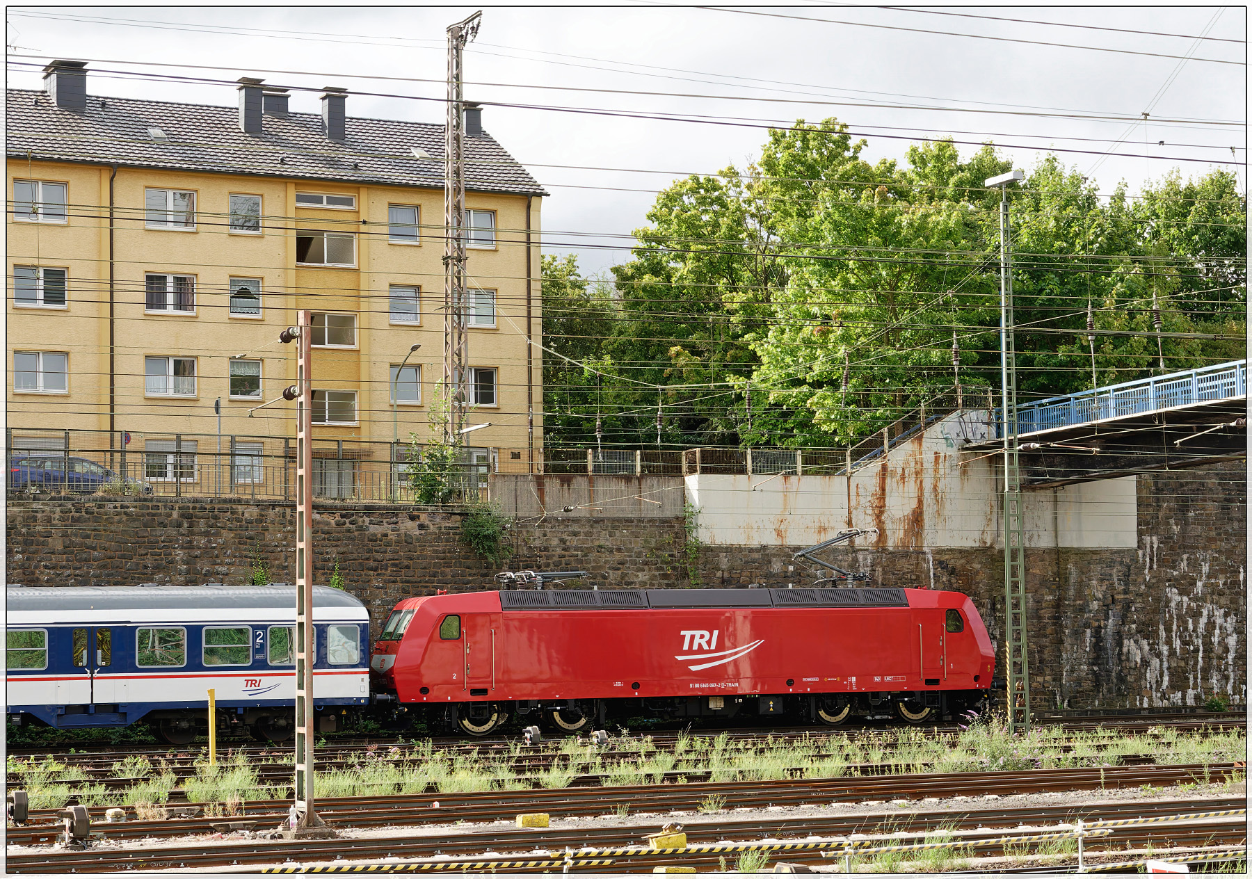 Drehscheibe Online Foren :: 03/02 - Bild-Sichtungen :: Orientrot ist ...